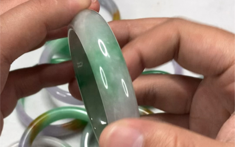 这堆注胶翡翠,该怎么鉴别