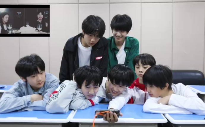【TF家族】【TF家族三代】三代宝宝们的表演课,随机课堂小测来了~来...