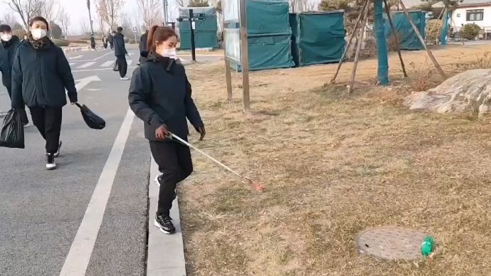 果然视频|保护绿色环境让景区更整洁,齐鲁志愿者团队在行动