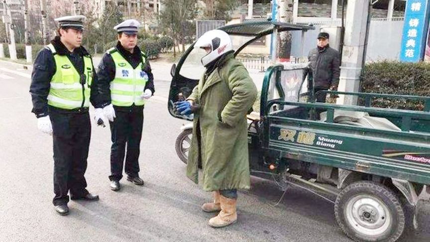 交警提示:新规出台,这类电动三轮车将被严查,不合格直接罚!