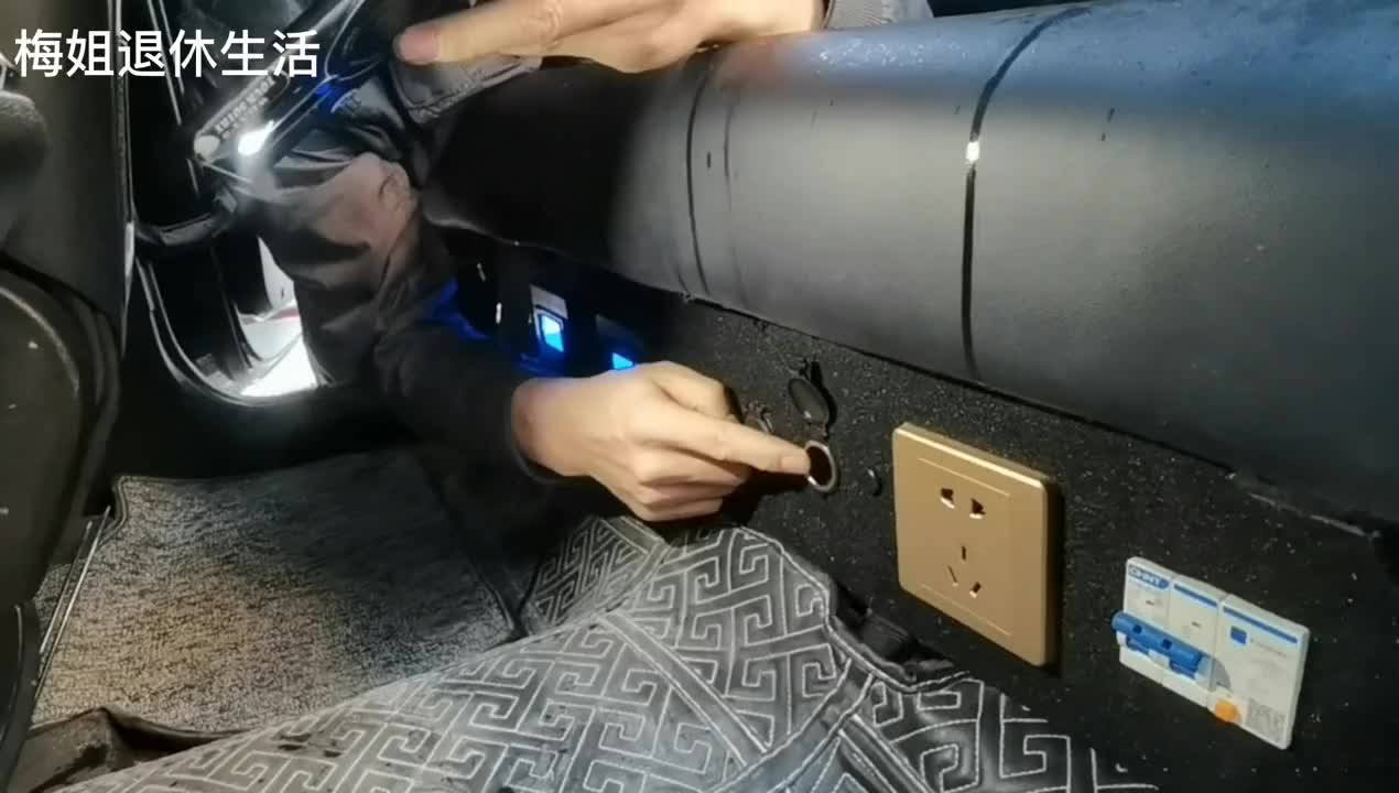 床车用电问题如何解决?看专业设计师的完美方案,还能借电自救…