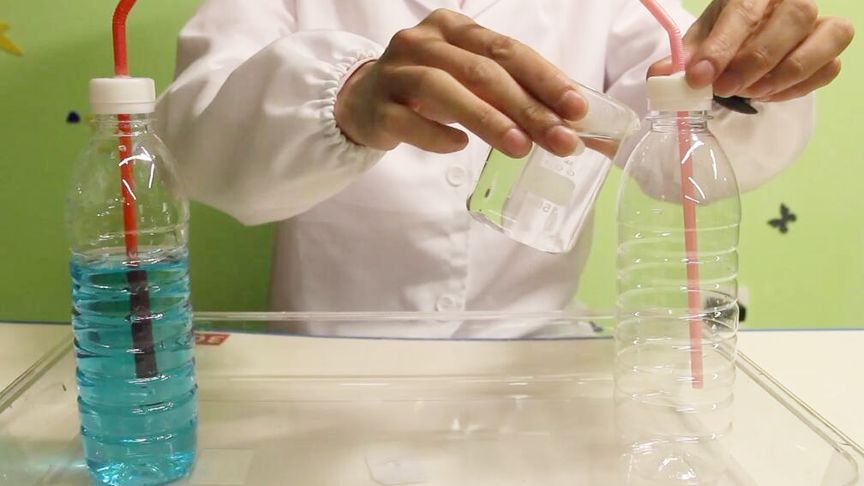 一个简单的科学小实验,让孩子超直观感受热胀冷缩的原理!