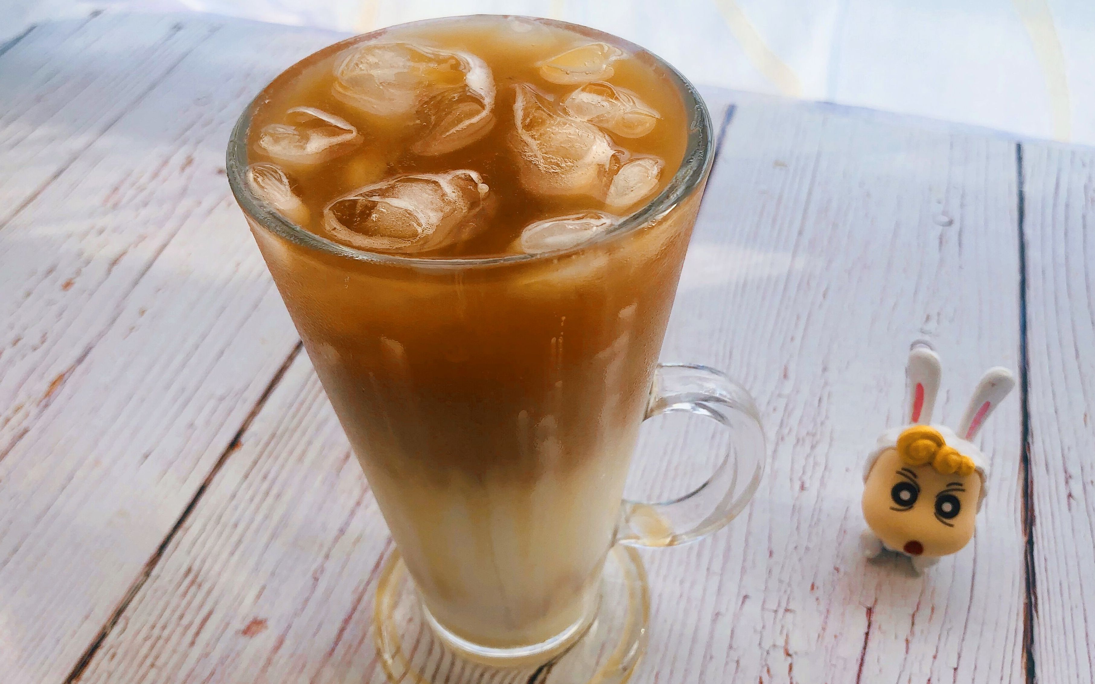 2块钱复刻瑞幸椰奶拿铁咖啡,只需3种食材两个步骤