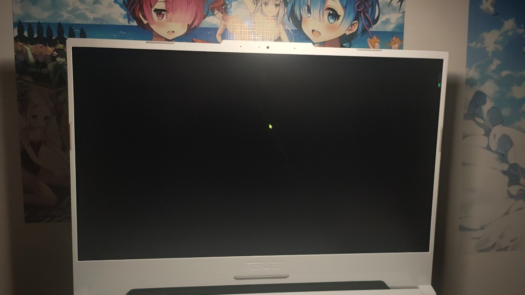 华硕天选3笔记本电脑黑屏问题。