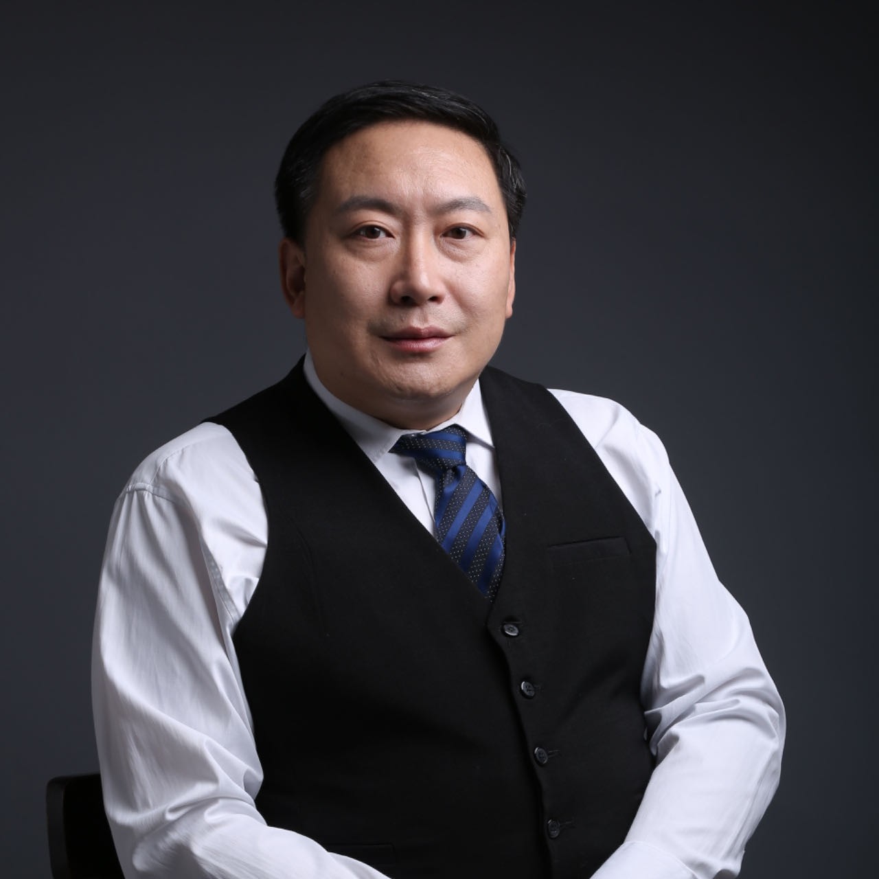 心理励志师艾伦锅锅 