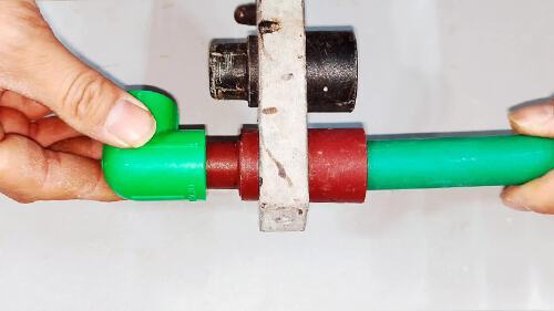 原来热熔器不仅仅能接水管,还能维修LED灯,比电烙铁好用太多了