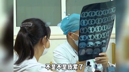308. 盘点医生与患者的爆笑对话,就怕医生叹气,看给小姑娘吓的!