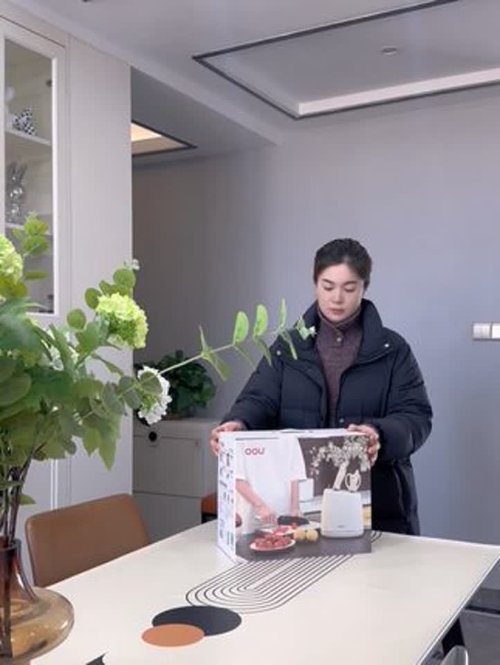 厨房刀具有这一套就够用了 硬度高又锋利,关键这颜值太爱了,收纳底座...