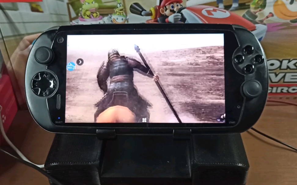 最强的开源掌机I7S游戏演示:PSP版《三国志6》运行流畅。在开源...