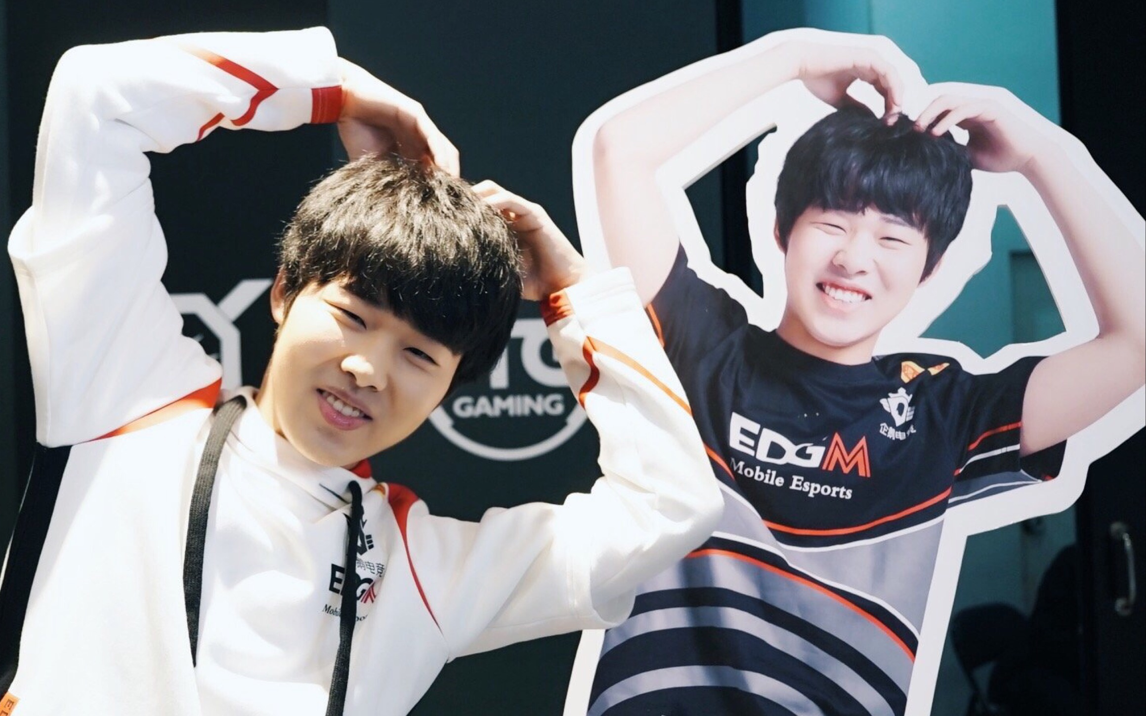 【EDGM初晨20190418】手机直播 和轩泽koko三排 撞车无痕和新辅助...