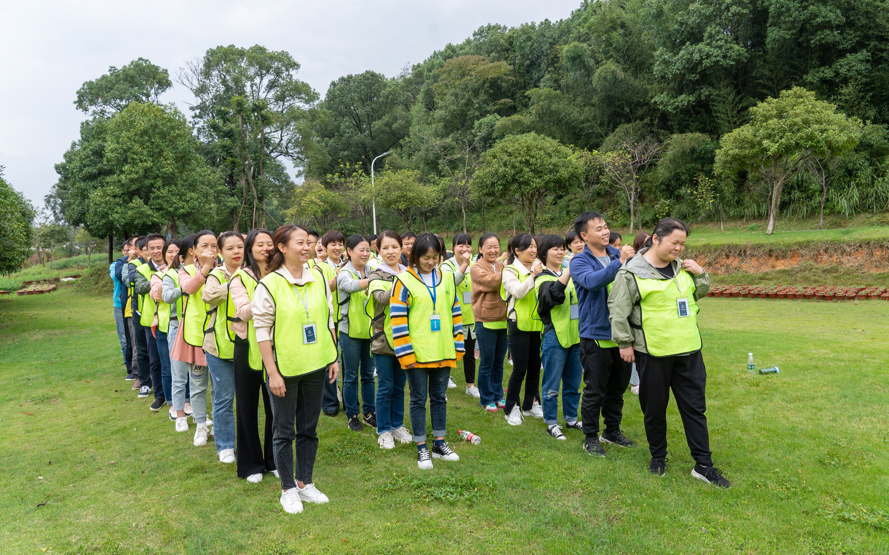 在PS里怎样批量处理图片 学会这个命令 轻松一次性处理多张图片