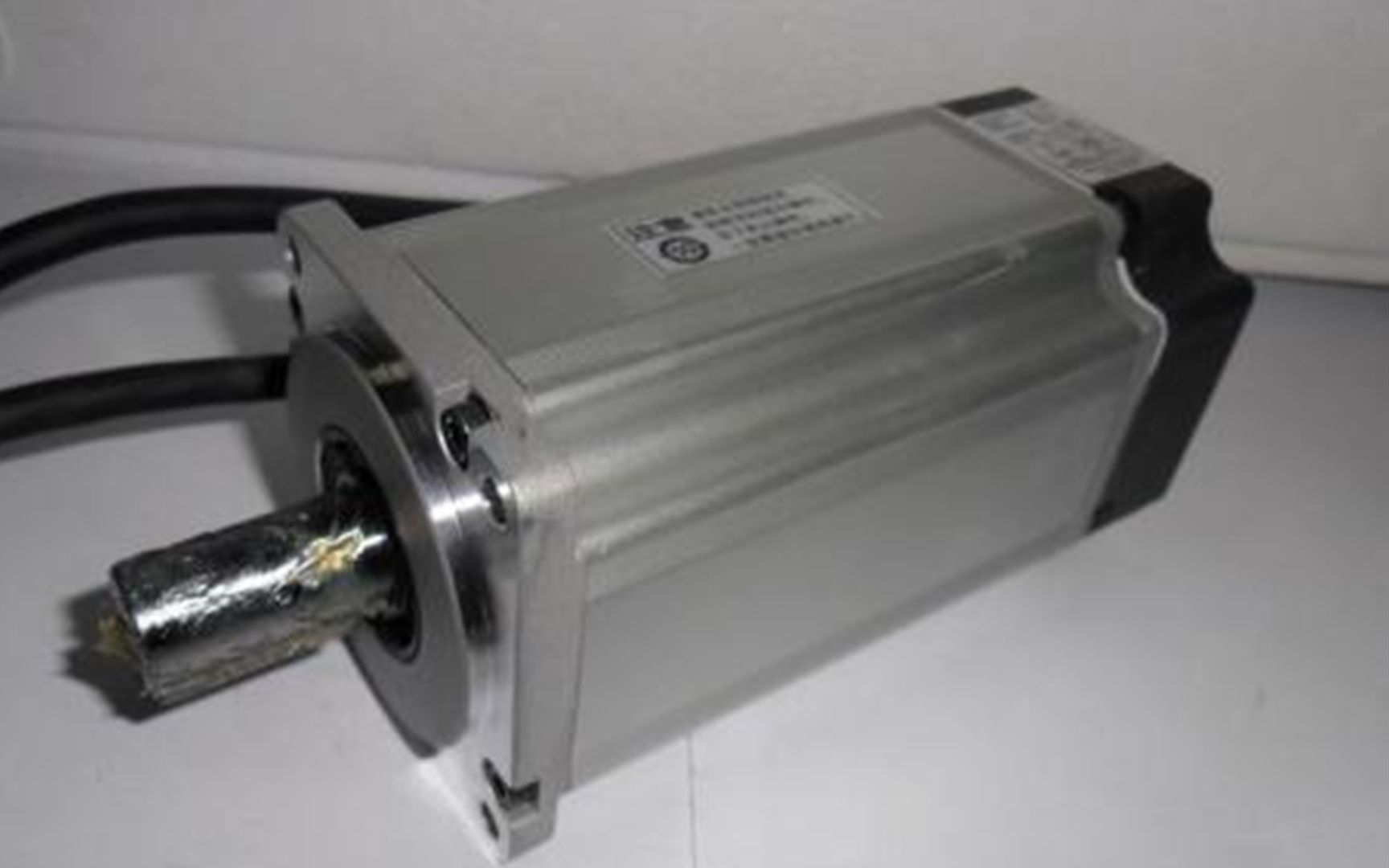 步进电机伺服电机核心参数对比!教你按需选择合理节省成本