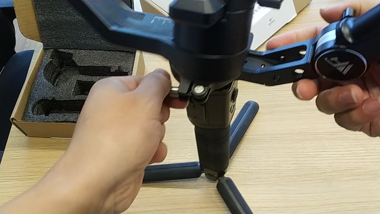 稳定器提壶手柄安装方法