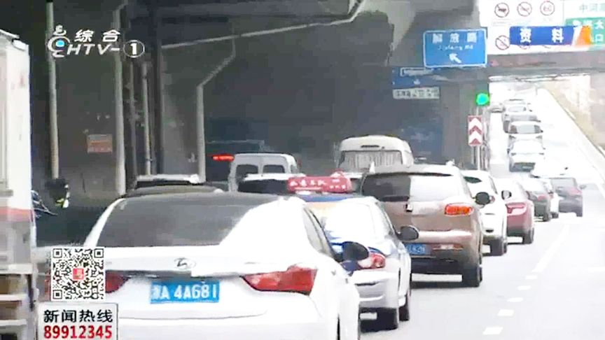 竞争激烈 68万人参与浙A小客车车牌竞价和摇号 142个人抢1块车牌