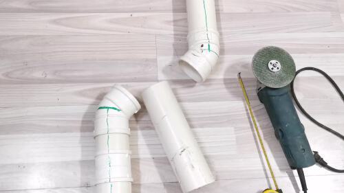 2根PVC管没对齐,用45度弯移位,斜管长度怎么计算?水电维修必备