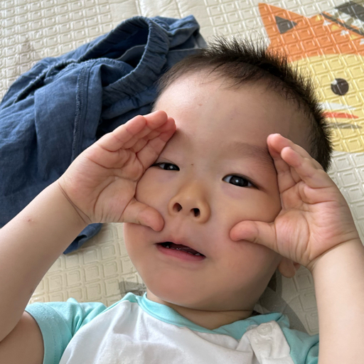黑黑heyhey 