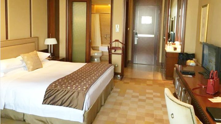 外出住宾馆酒店时,记得注意这3点,不然隐私被泄露了你都不知道