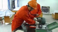 使用QJ23型直流单臂电桥测色环电阻