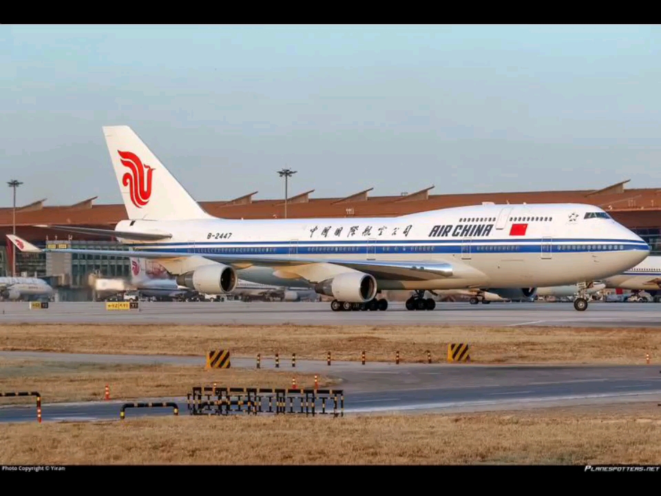 飞机美图——中国国际航空波音747-400