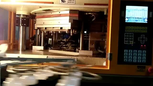 台富机械立式LED球泡注塑机