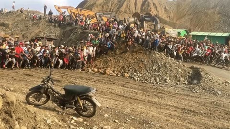 大家想不想一起去挖缅甸翡翠,感受下气氛
