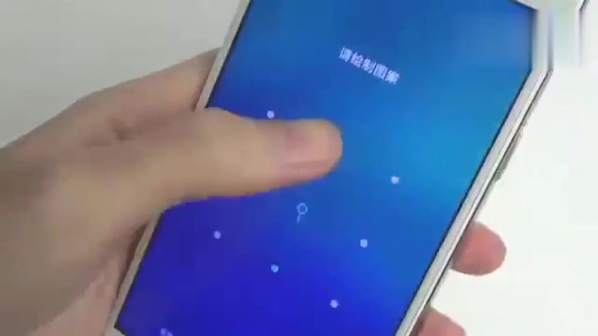 手机密码忘记怎么办?两个按钮轻松帮你搞定,不信你试试!