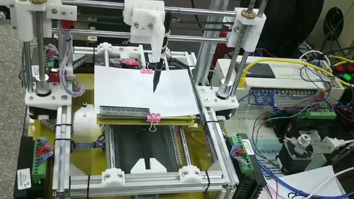 凭良学校plc自动化培训: 三轴系统画圆,画五角星,直线插补,圆弧插补。