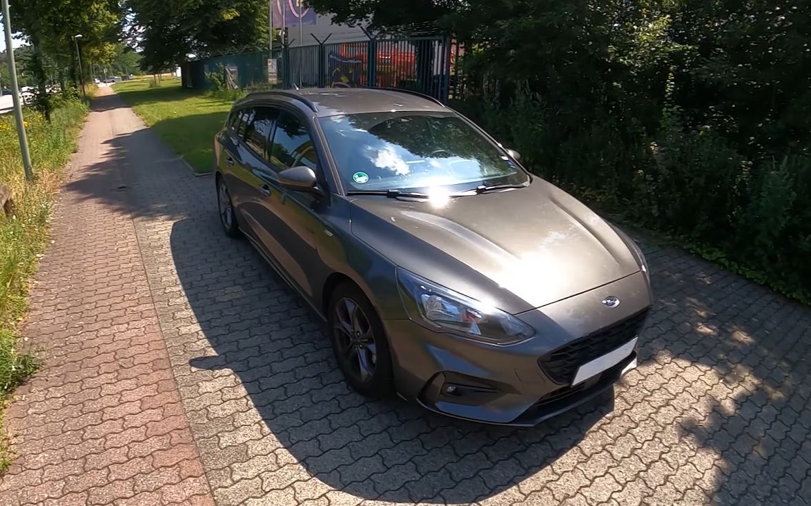 无限速测试 2021福特福克斯旅行版 1.5 EcoBlue Turnier 6MT 第一视角...