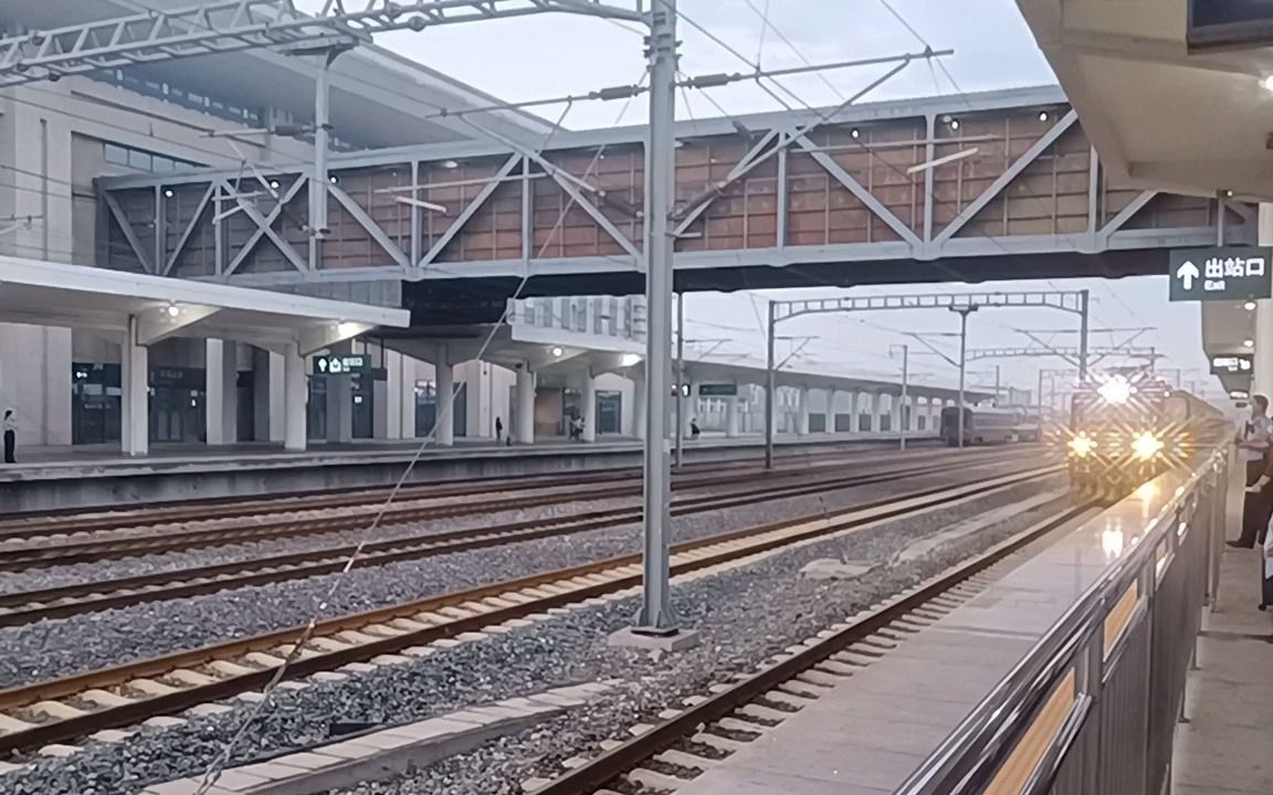 K1302唐山北6道停车