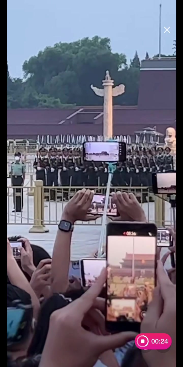 2022年8月4日北京天安门广场升旗