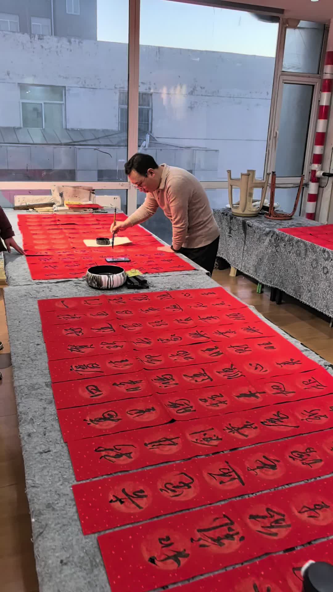 #书画爱好 手写对联定制中…