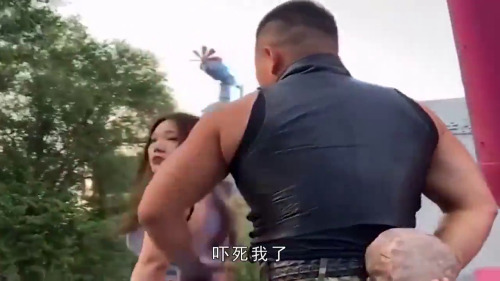 一个比一个优秀,小屁孩们这一幕太逗了!