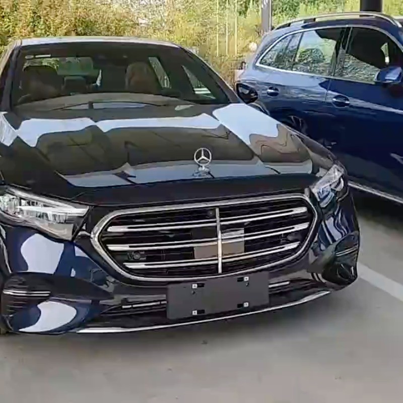 老爸和我去4s店提了新款奔驰E,这个价格,大家觉得算便宜吗?