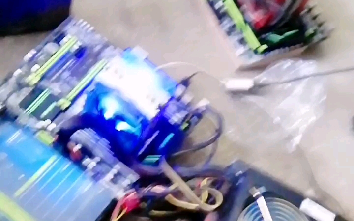 开机通电后立马熄灭,拔了显卡就能点亮,这是主板问题还是显卡问题呢