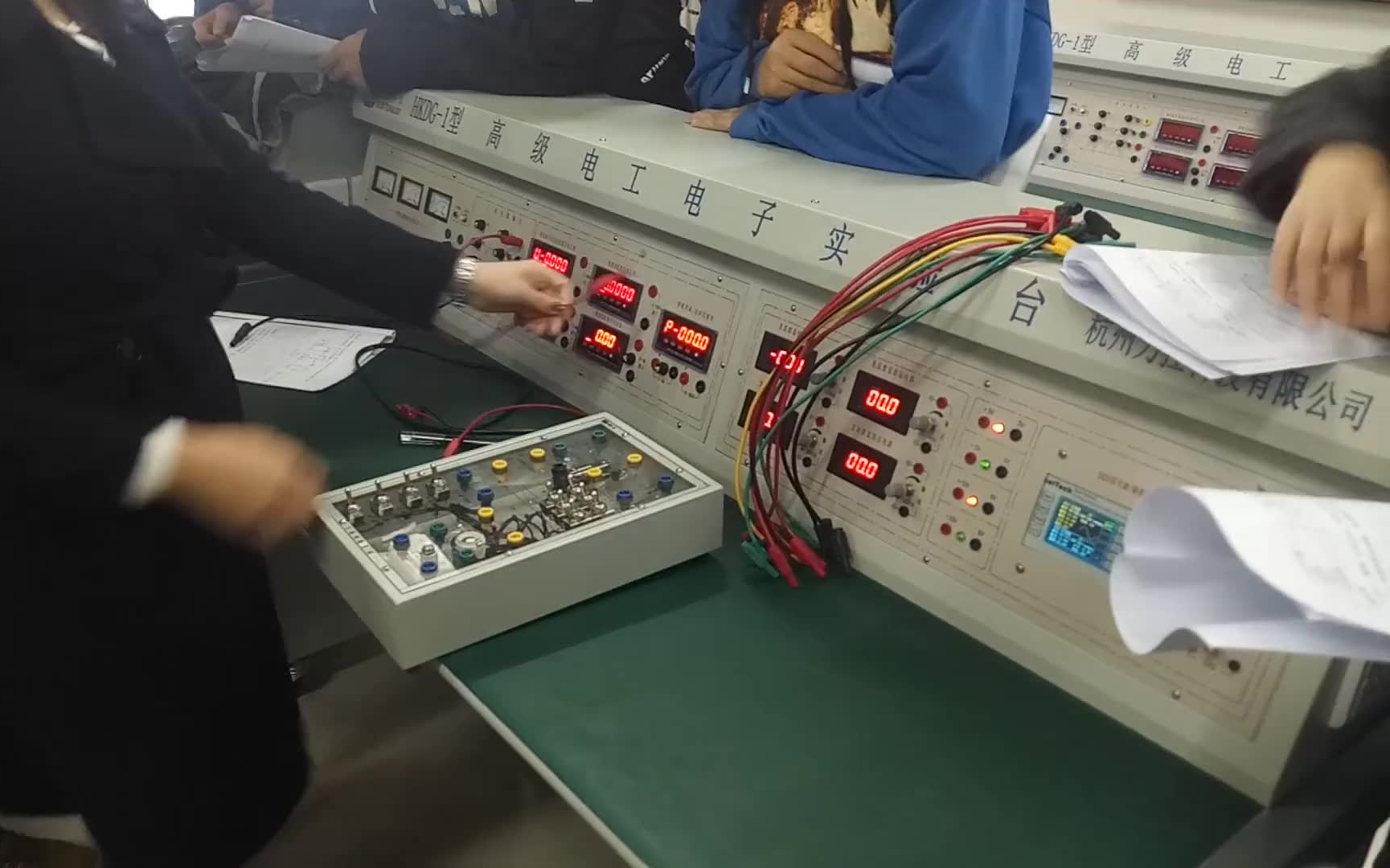 电路实验-正弦稳态交流电路的研究