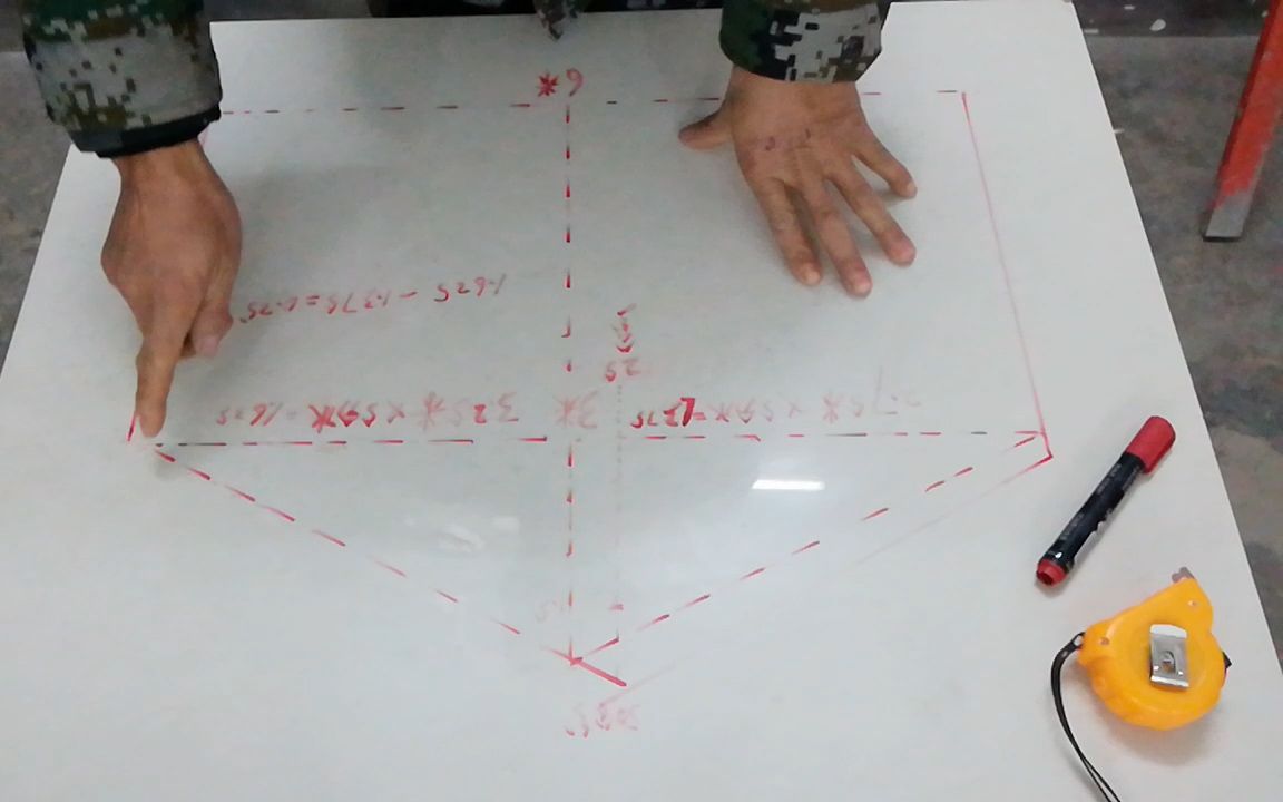 放坡中心点偏移怎么算?前后檐计算,屋面实践工地绝活之一!