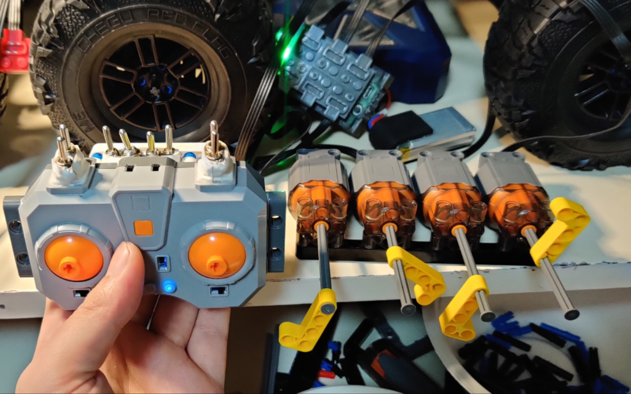 乐高积木(其实是宇星)遥控器改装成果演示