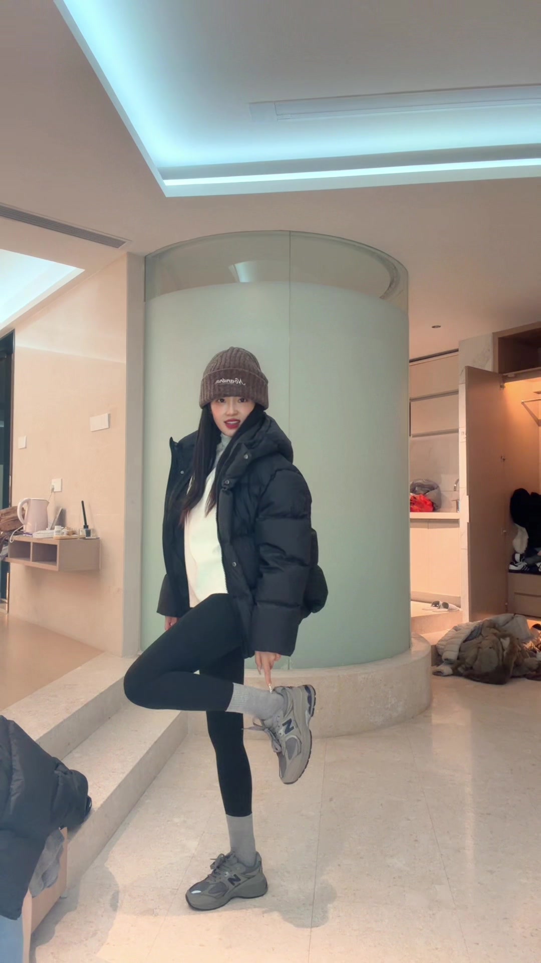 ...鞋吗?快来看看这双新百伦吧!它采用的是硫化工艺制作而成的鞋底,...