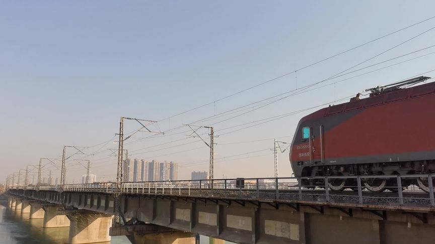 原色双层的T268奔向鄂尔多斯#火车 #铁路 #原声