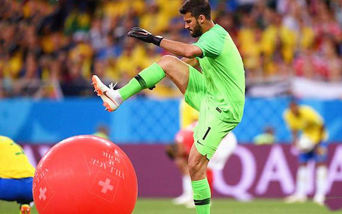 实况足球烟补足球生活任意球切换门将简单方法 让电脑任意球进球率...