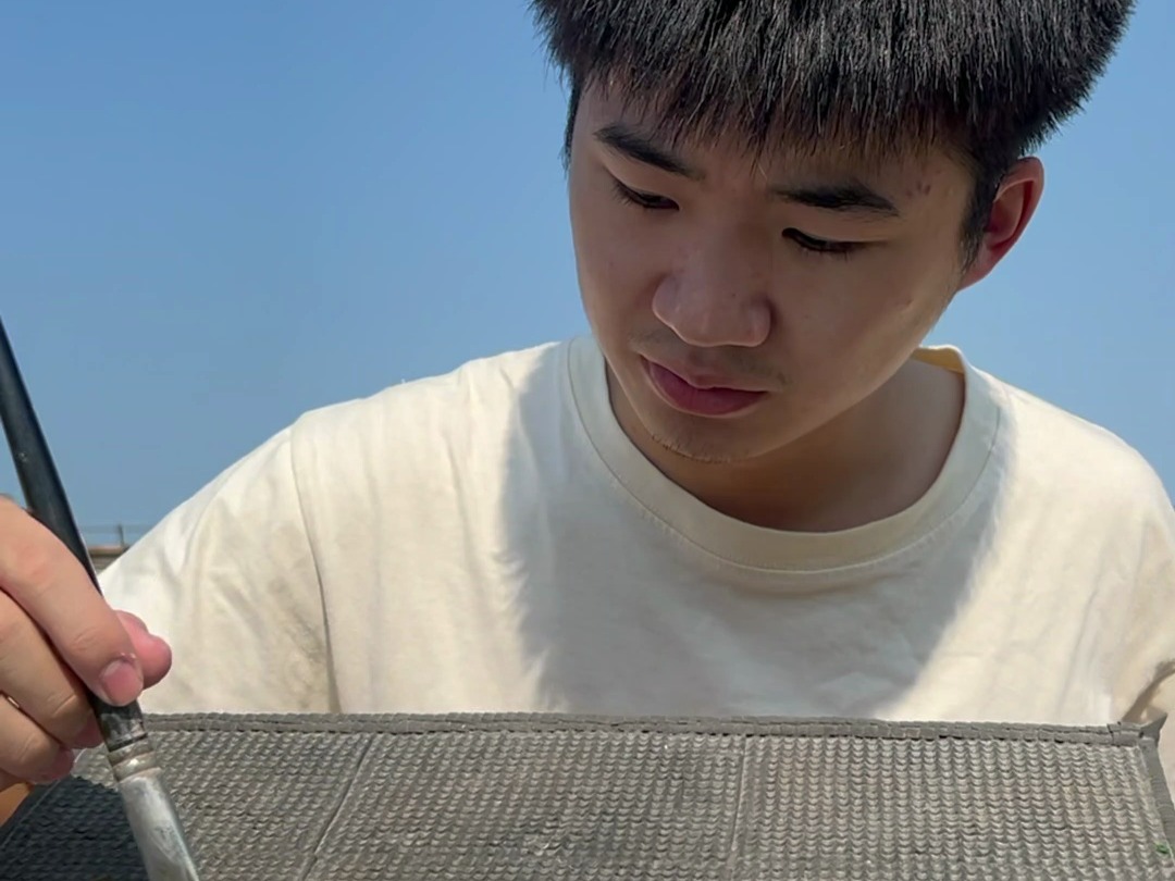 这是陕西的老房子模型,历时45天制作完成,老房子已经拆掉了,靠着几张...