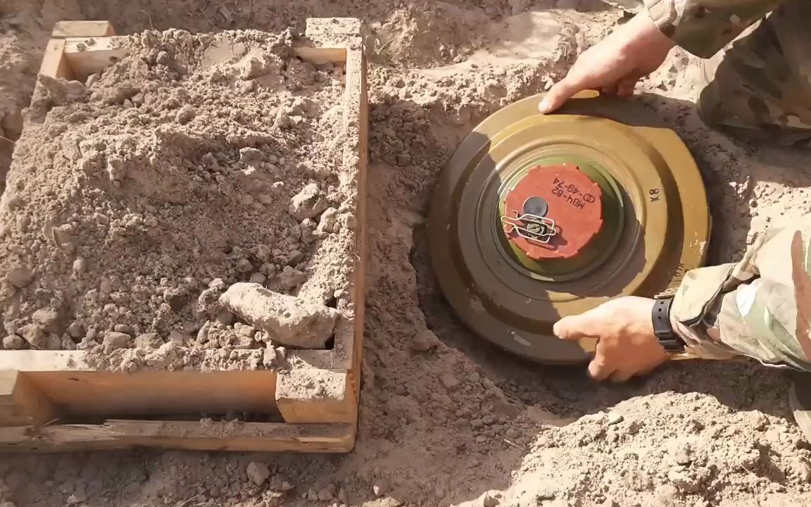TM62m反坦克地雷及其使用方法(苏联)