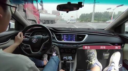 手动挡不难!掌握这招,任何路况都能精准换挡不顿挫