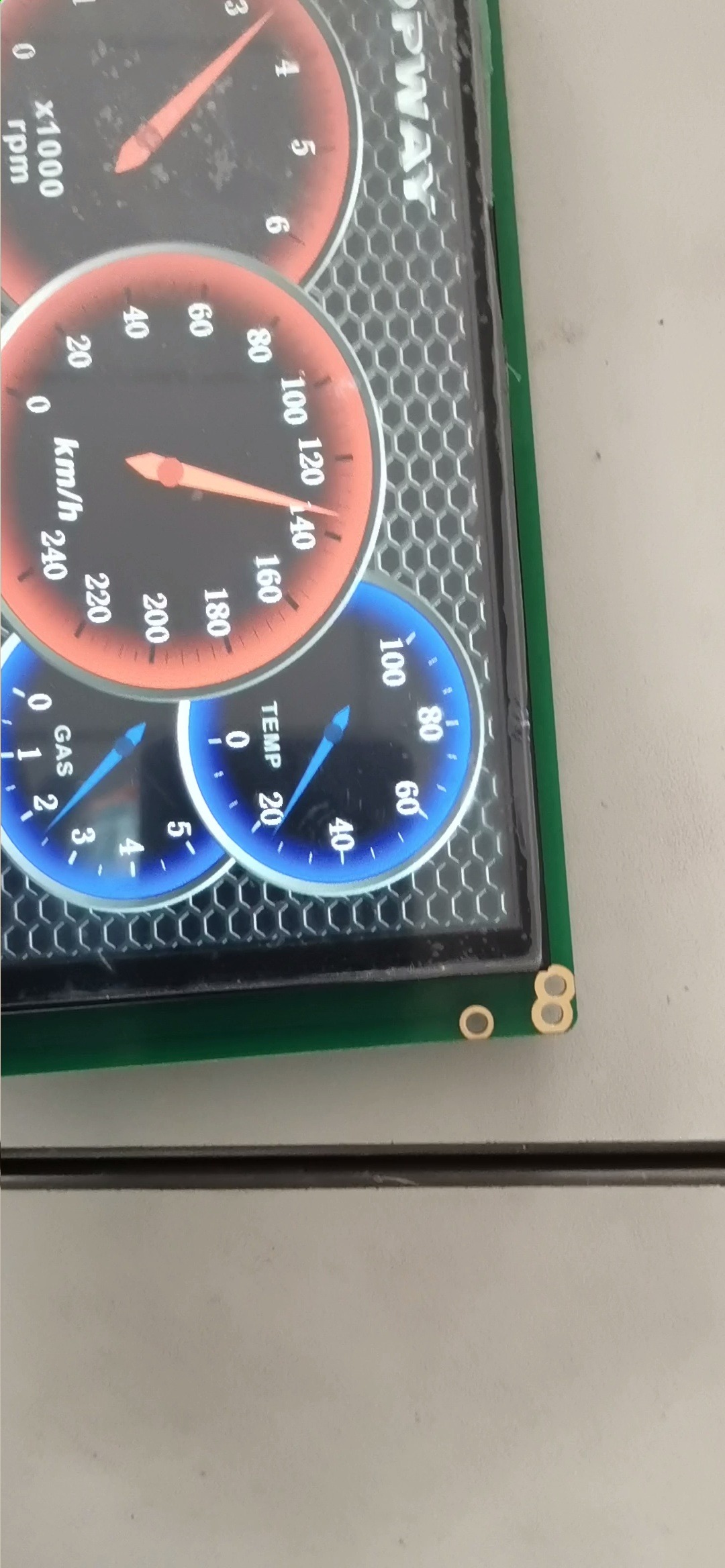 拓普微智能显示模块开机测试