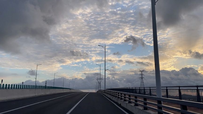 生活艰难,每天都走的路