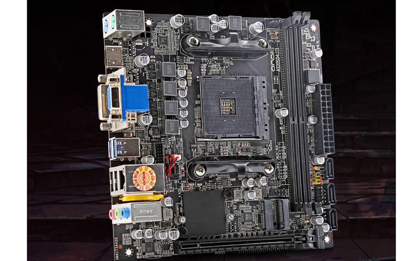 AMD锐龙平台最便宜的ITX主板,昂达A320 ITX开箱及简评