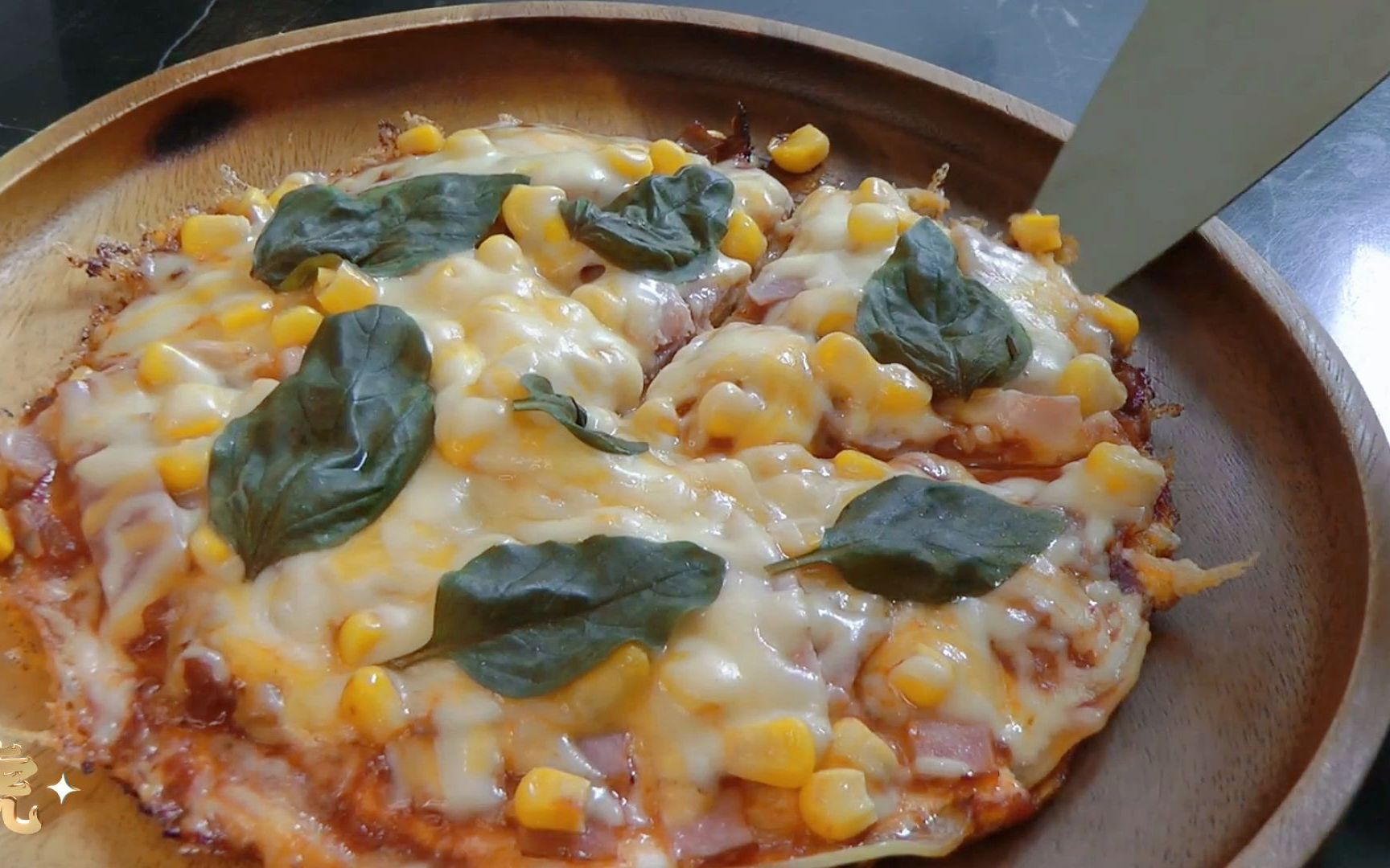 用土豆做披萨,不用揉面,不用烤箱,快速简单又美味