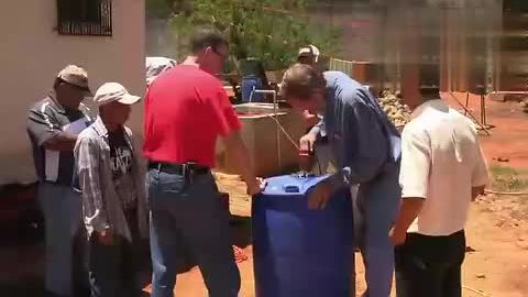 牛人自建水循环养鱼系统,还带污水过滤,老外真会玩