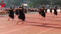 拉丁舞配上98K的伴奏,难得还都卡在点上
