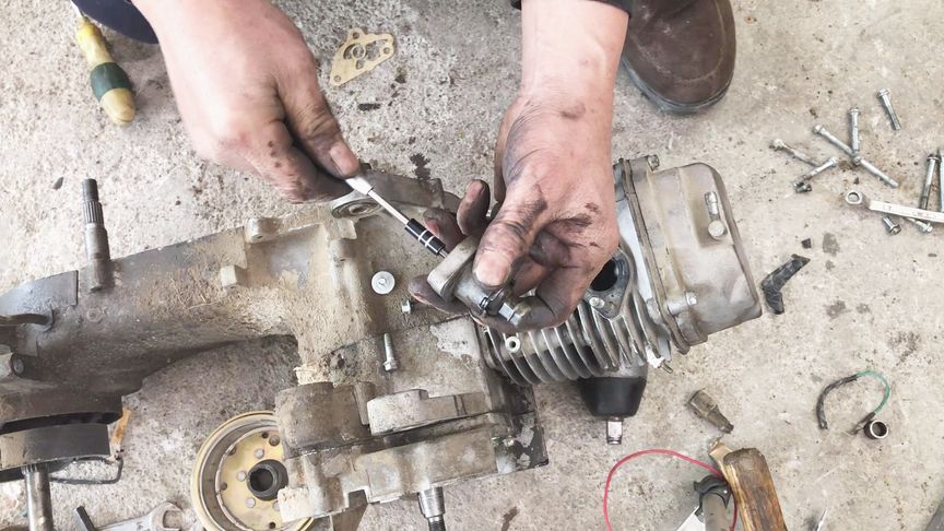 踏板摩托车小链条张紧器,安装和调整技巧你知道吗?老师傅告诉你